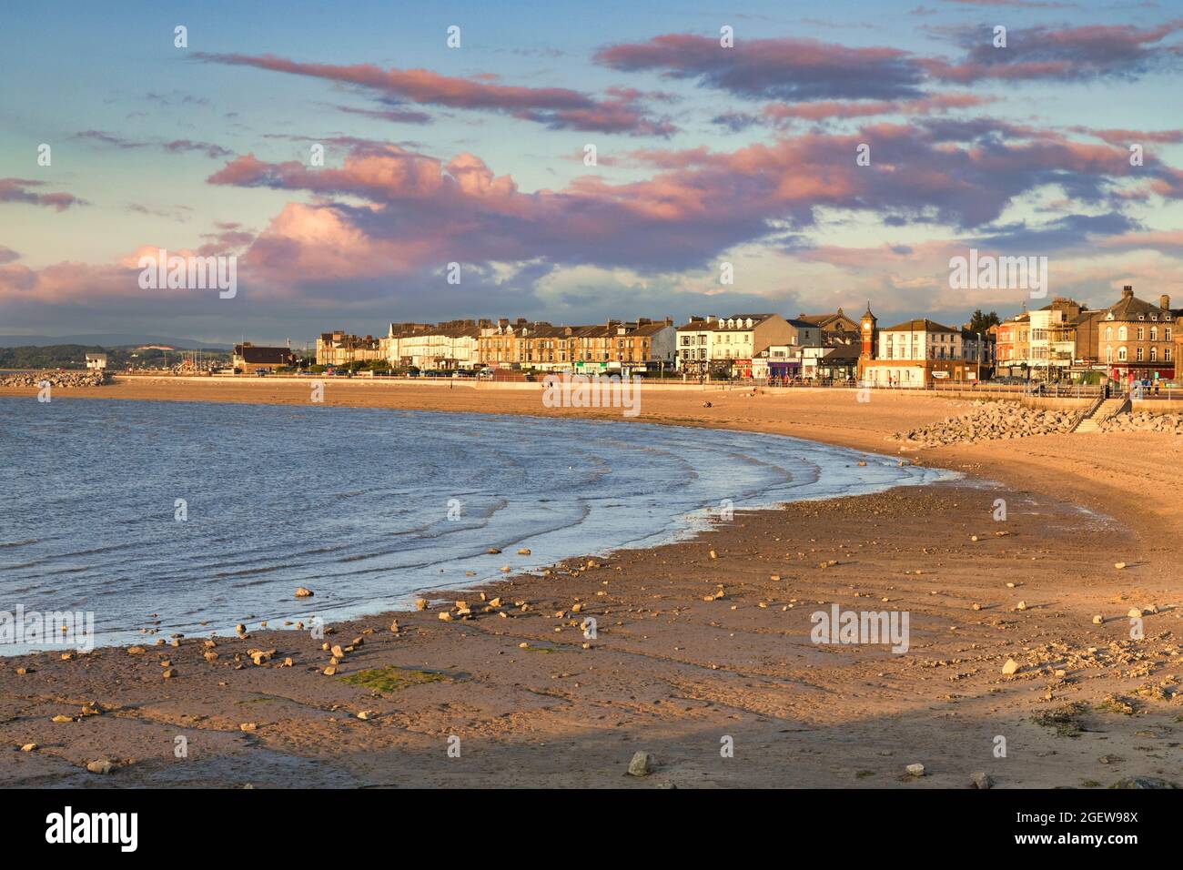 English beach sunset hi-res stock photography and images - Alamy