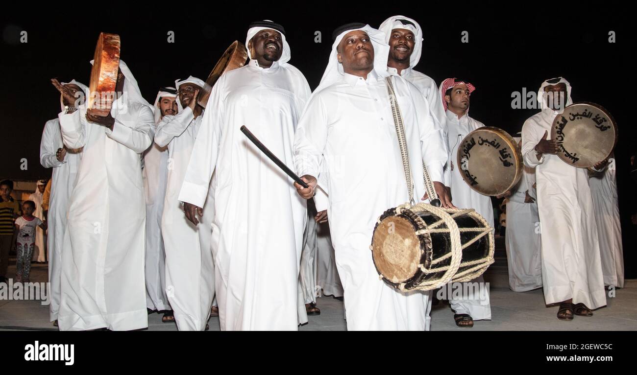 Arab musical instruments hi-res stock photography and images - Alamy