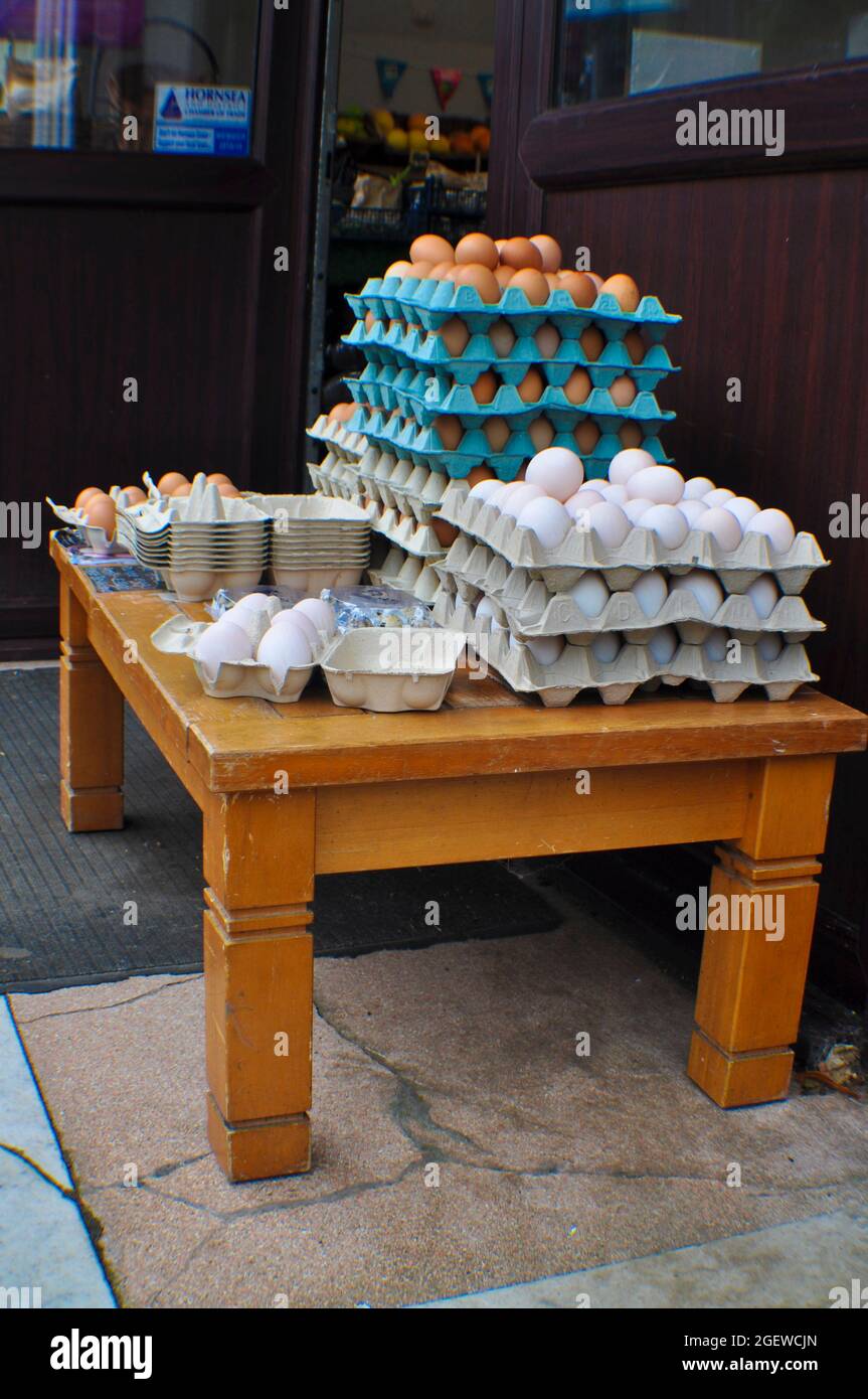 Eggs trays hi-res stock photography and images - Alamy