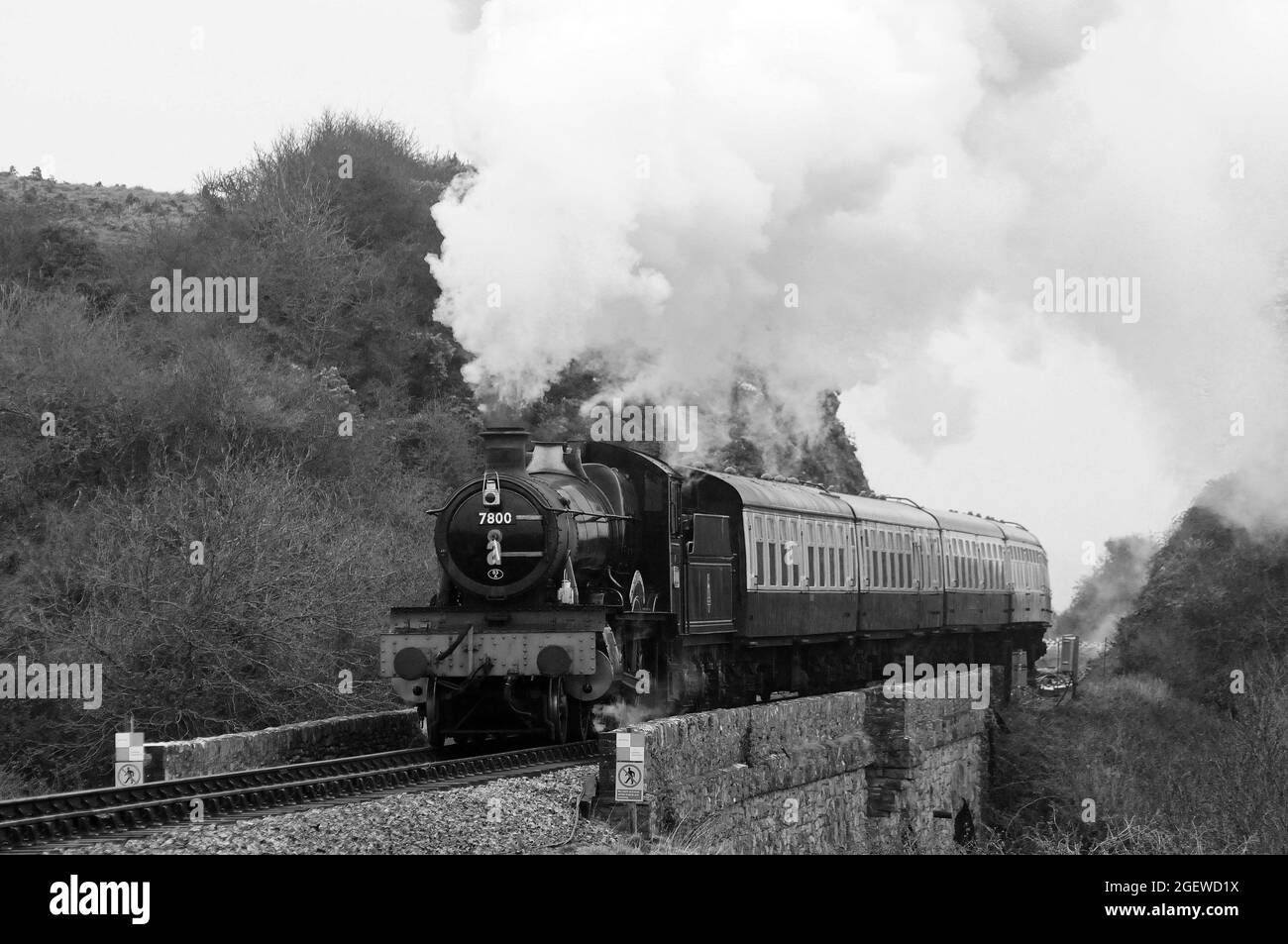 "Lydham Manor" (running as class pioneer 7800 "Torquay Manor") at ...