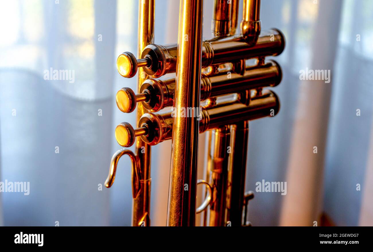 Closeup saxophone detail hi-res stock photography and images - Alamy
