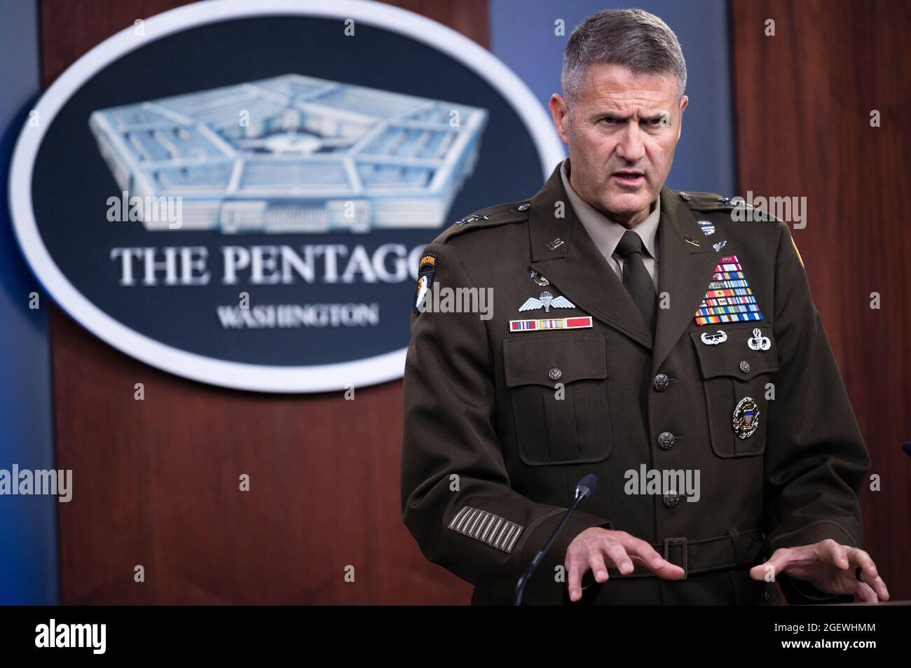 Army Maj. Gen. William "Hank" Taylor, Joint Staff deputy director for ...