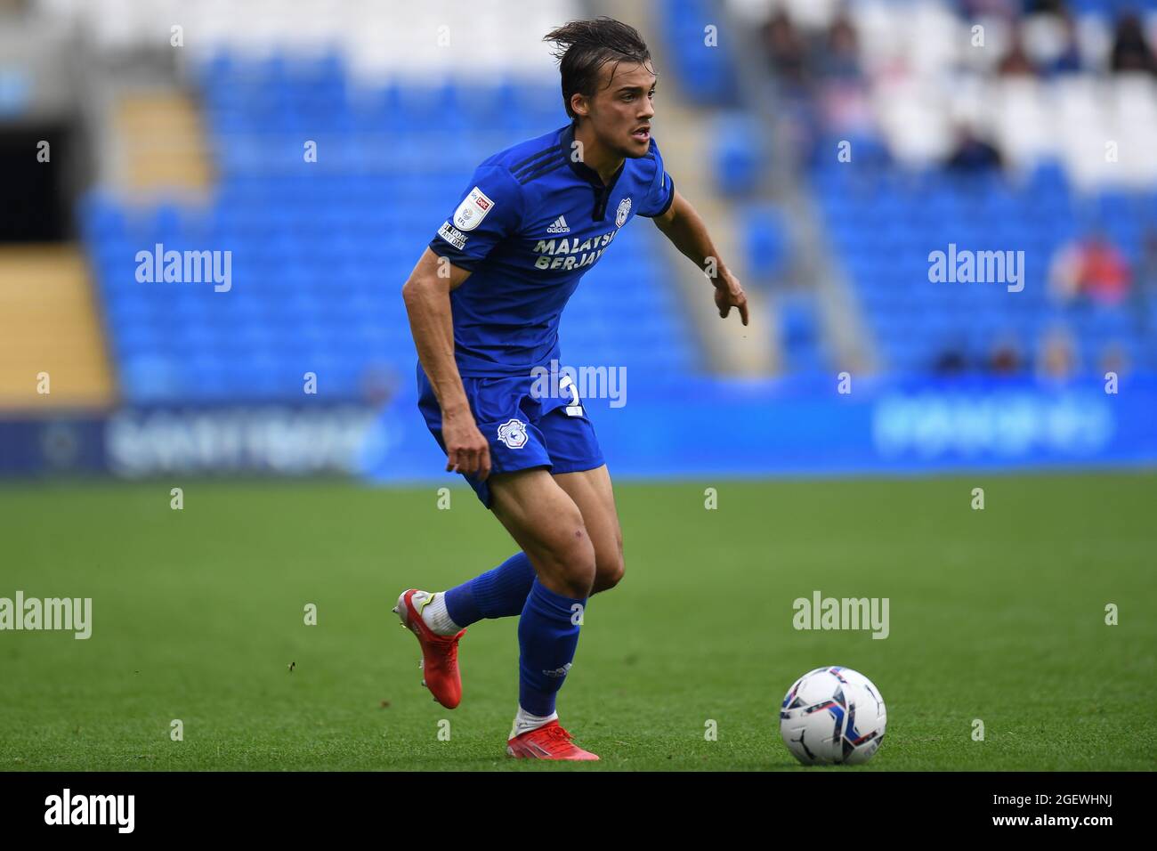 Tom jones stadium cardiff hi-res stock photography and images - Alamy