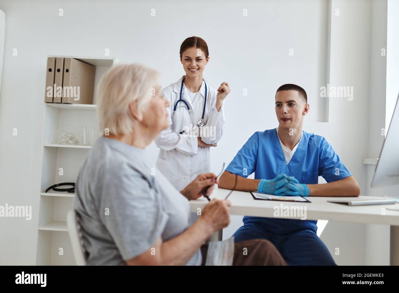 Hospital admission elderly hi-res stock photography and images - Alamy