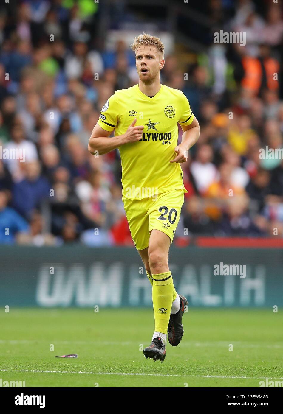 Ajer brentford hi-res stock photography and images - Alamy