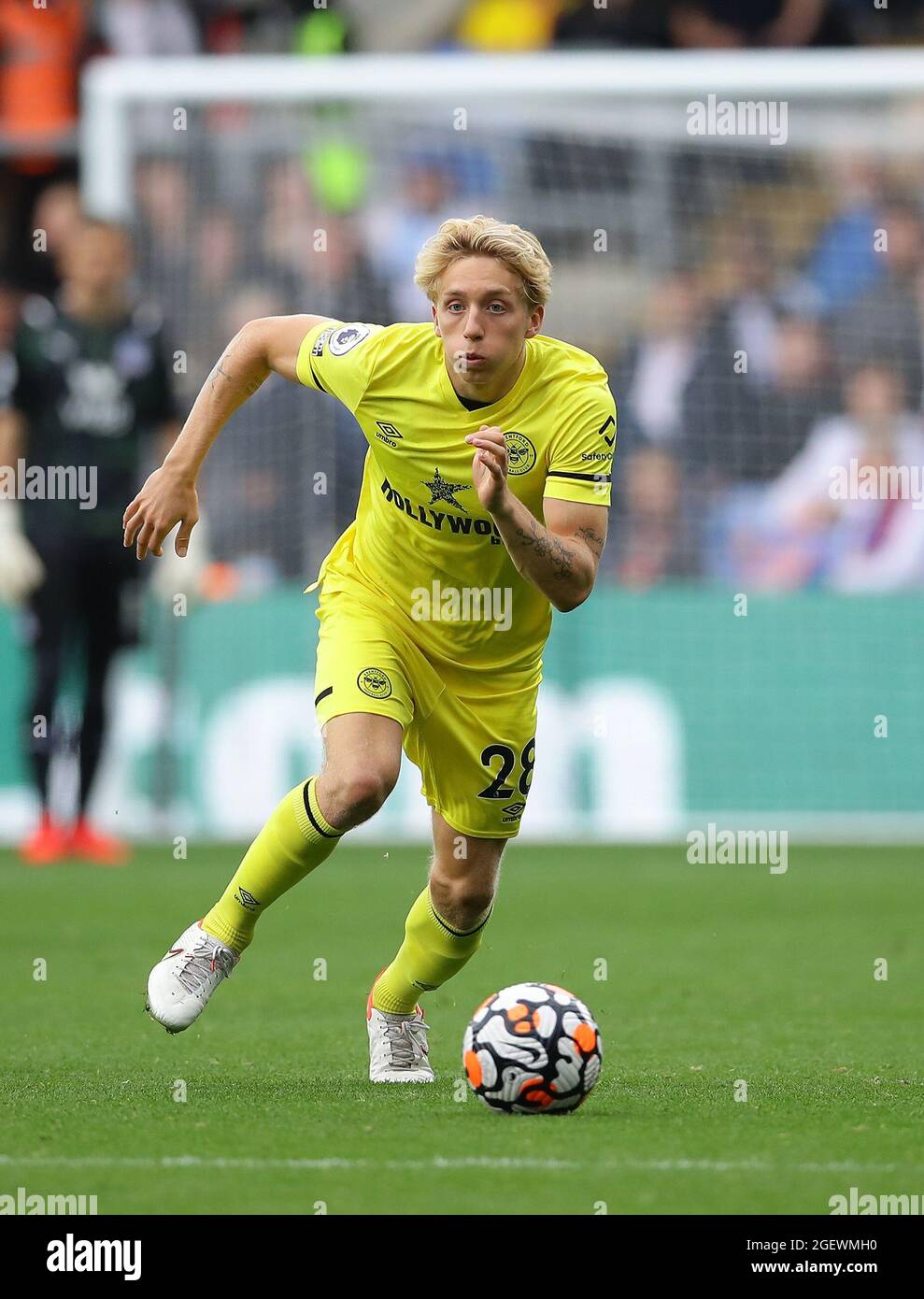 Mads bidstrup brentford hi-res stock photography and images - Alamy