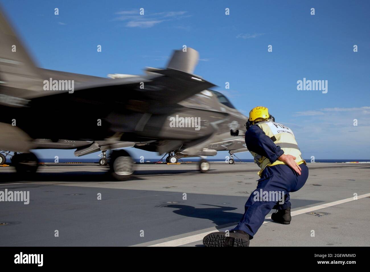 Modern amphibious operation hi-res stock photography and images - Alamy