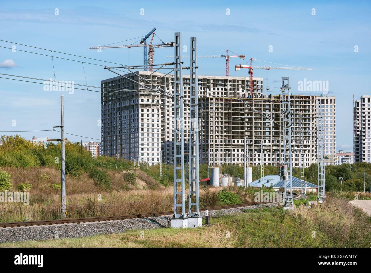 View of the construction site by the railway Stock Photo - Alamy