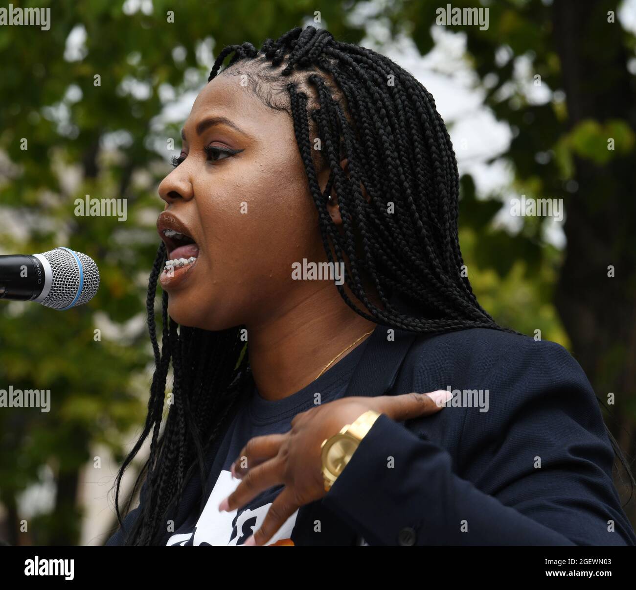 Houston police officer hi-res stock photography and images - Alamy