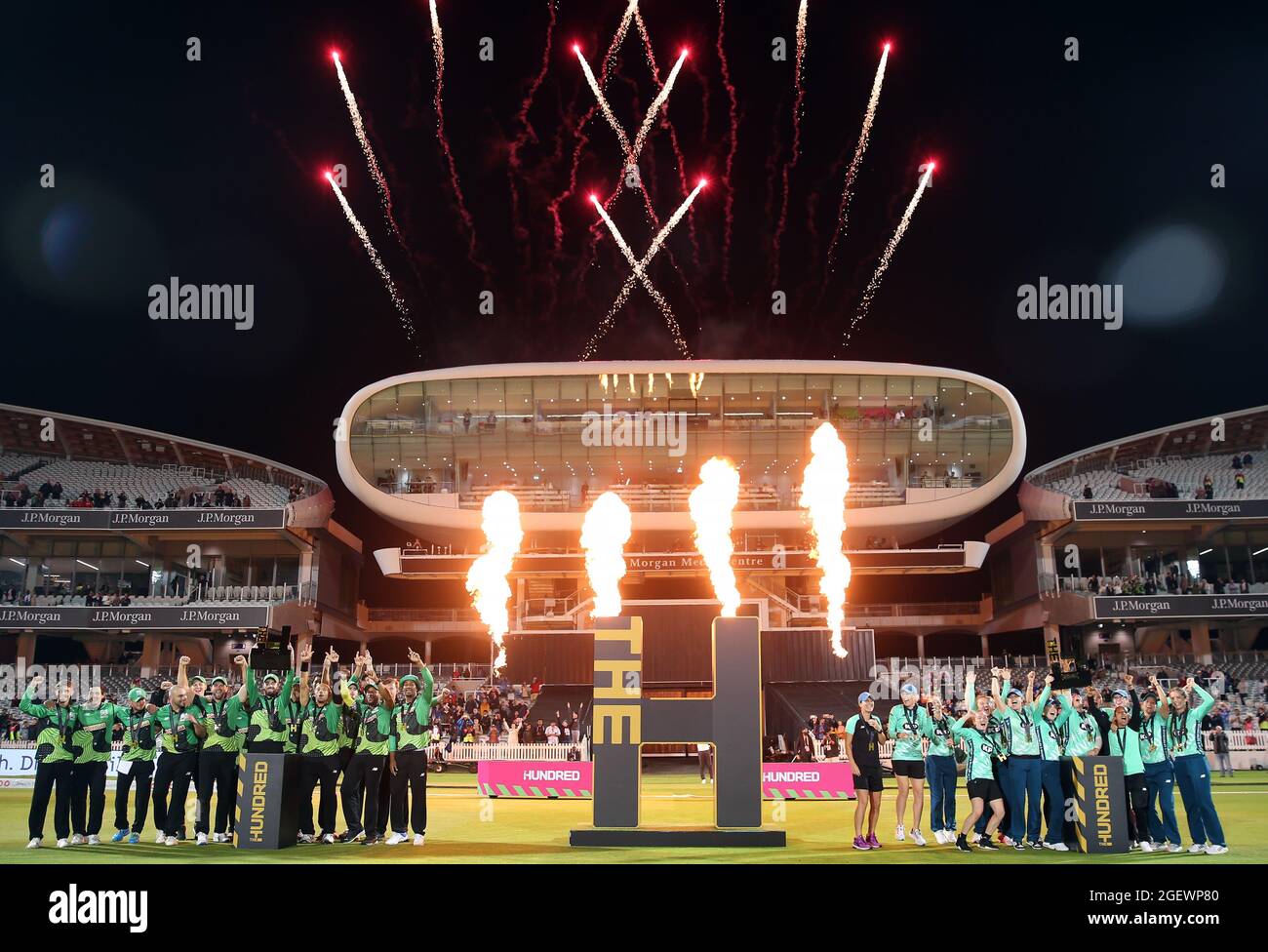 Hundred cricket southern brave hi-res stock photography and images - Alamy