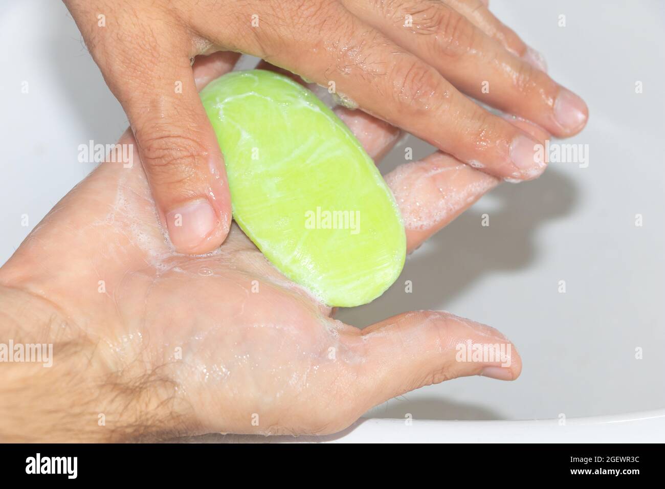 Doctor wash hands soap hi-res stock photography and images - Alamy
