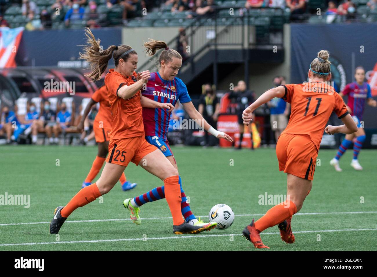 Caroline Graham Hansen (7 FC Barcelona) going towards goal during the ...