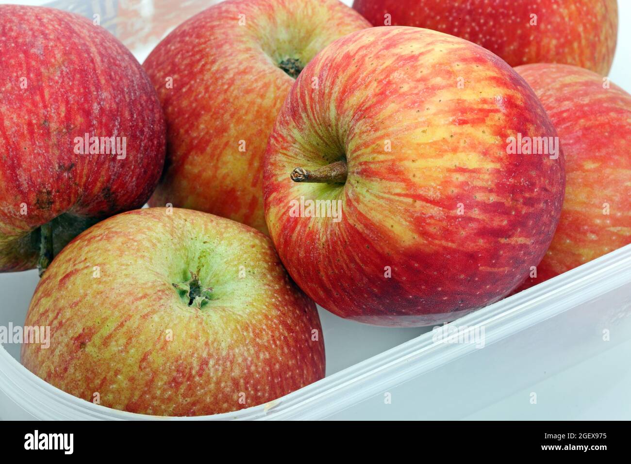 Natural tasty red apples hi-res stock photography and images - Alamy