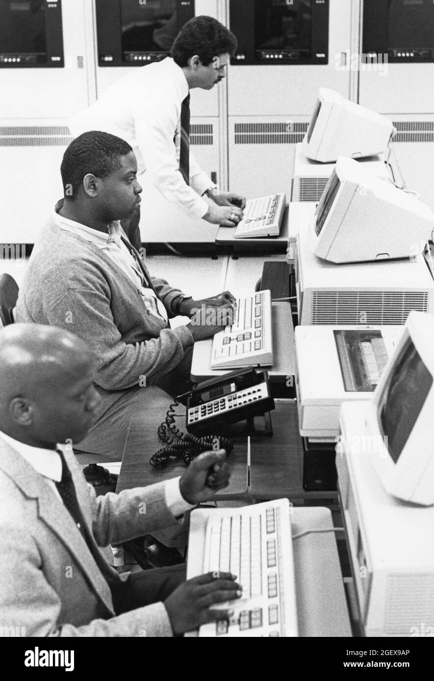 Crt computer terminals hi-res stock photography and images - Alamy