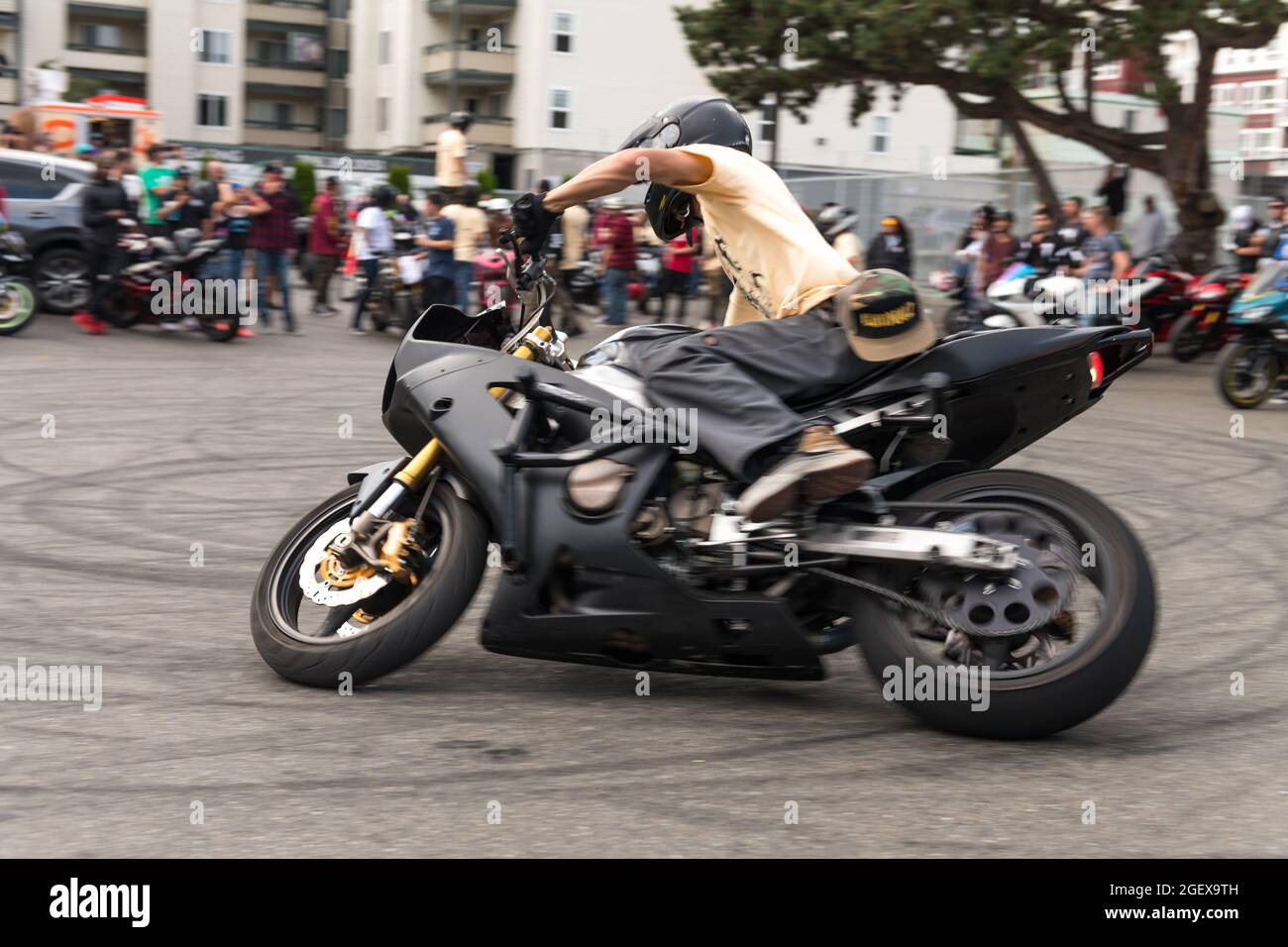 Seattle, USA. 21st Aug, 2021. Around 3:00pm a street bike flash mob takeover of Dicks Drive-In ...