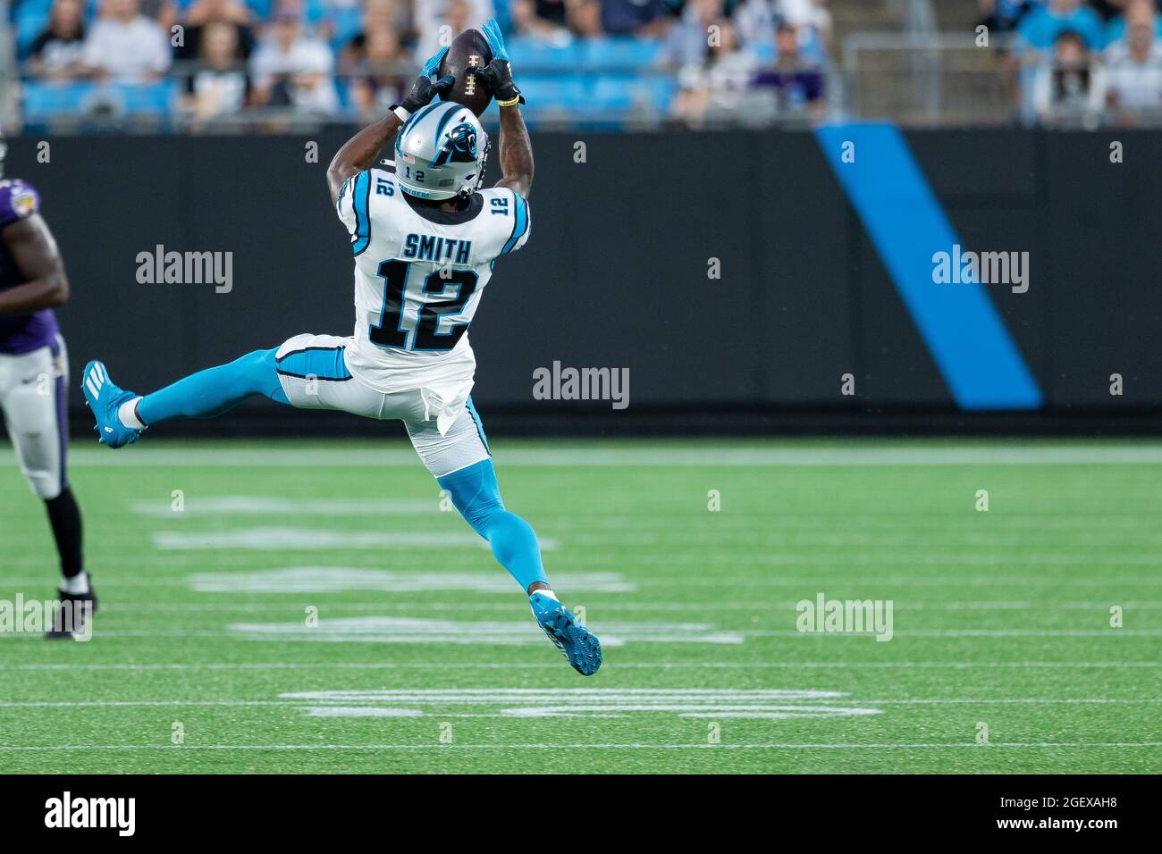 Shi smith south carolina football hi-res stock photography and images ...