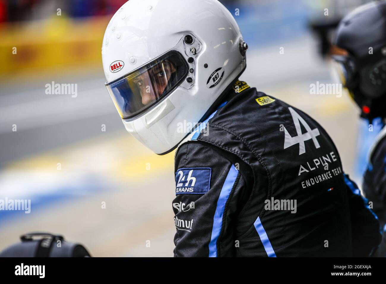 Mechanic, Alpine Elf Matmut, Alpine A480 - Gibson during the 24 Hours ...
