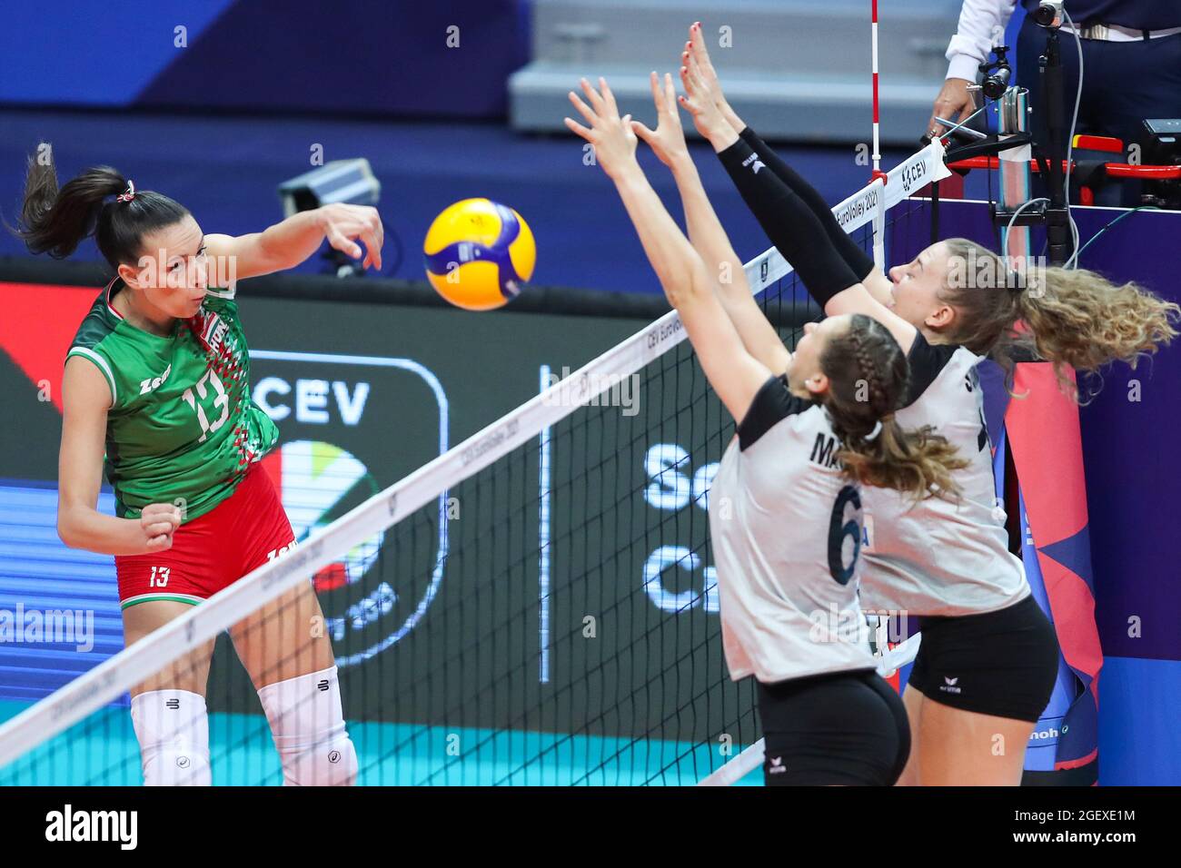 Anett nemeth hi-res stock photography and images - Alamy