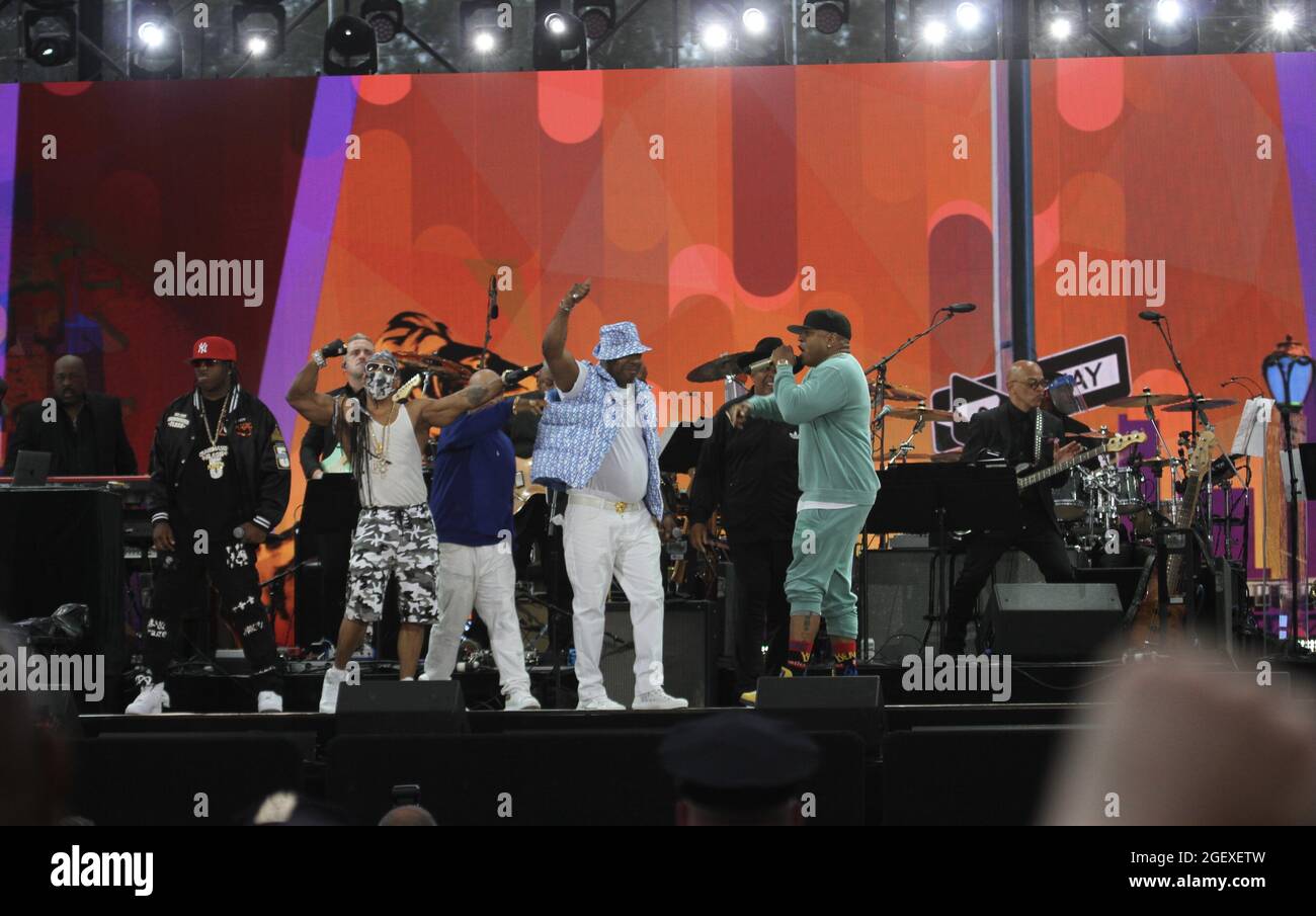 Ll cool j concert hi-res stock photography and images - Alamy