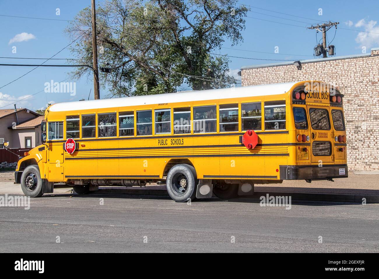 School bus usa hi-res stock photography and images - Alamy