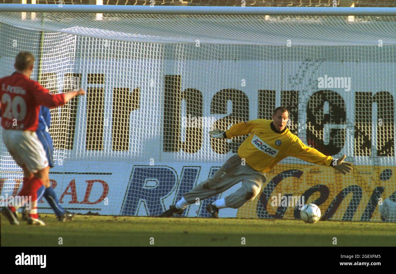 Goalless hi-res stock photography and images - Alamy
