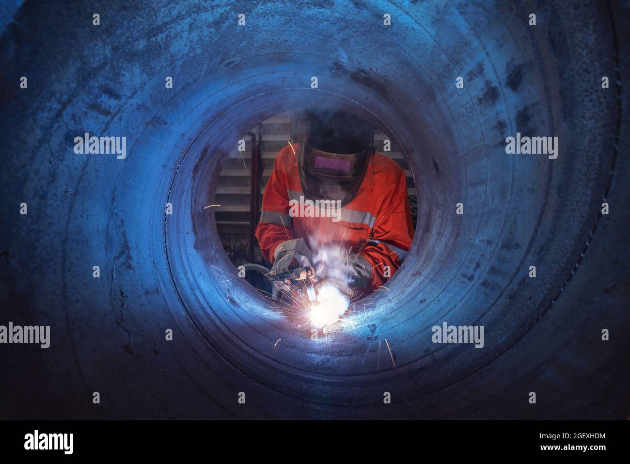 Steel protective structure hi-res stock photography and images - Alamy