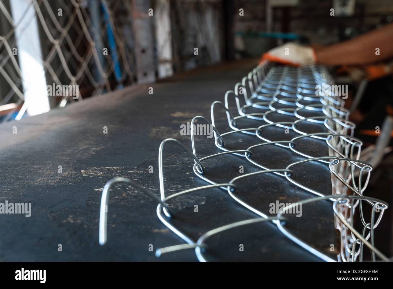 Steel wire mesh hi-res stock photography and images - Alamy