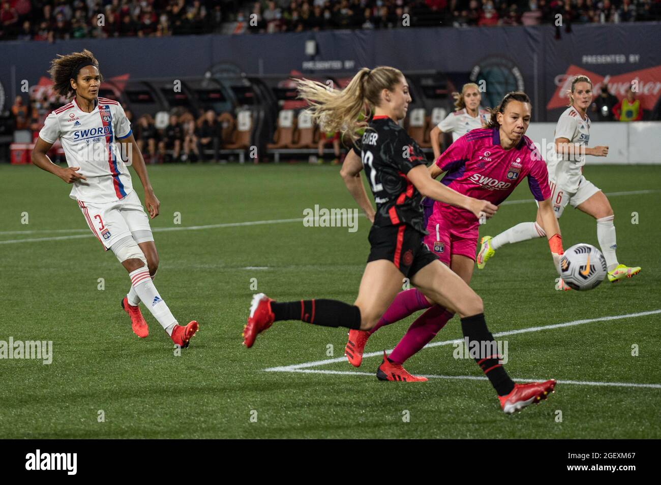 Morgan Weaver (22 Portland Thorns) goal during the Womens International ...