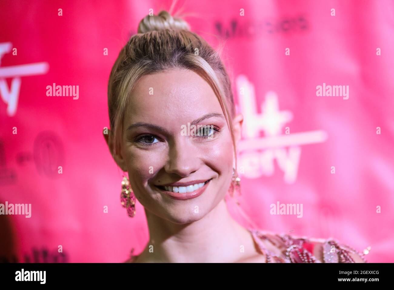 LOS ANGELES, CALIFORNIA, USA - AUGUST 21: Actress Caitlin O'Connor ...