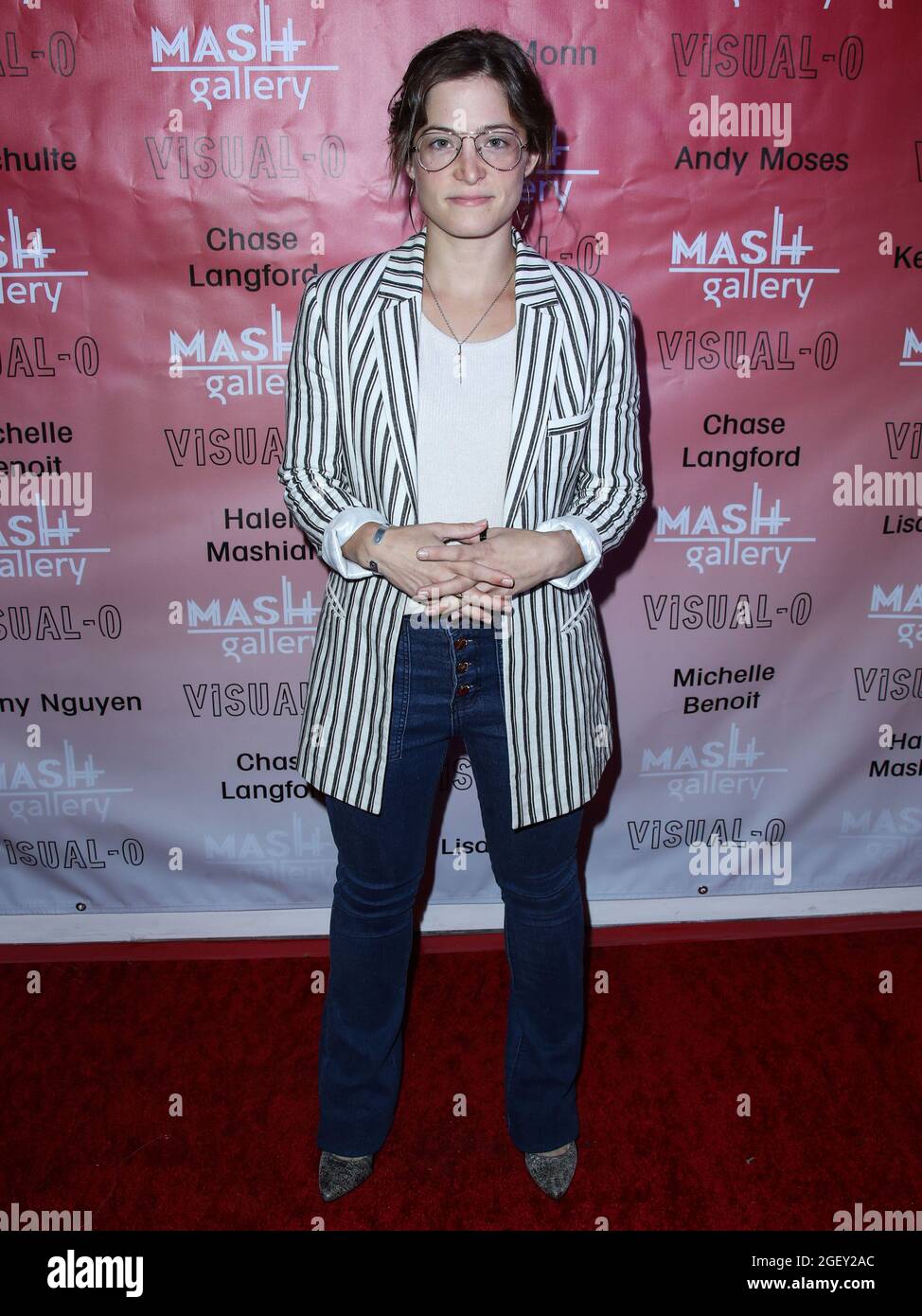 LOS ANGELES, CALIFORNIA, USA - AUGUST 21: Photographer Jenna Carlie ...