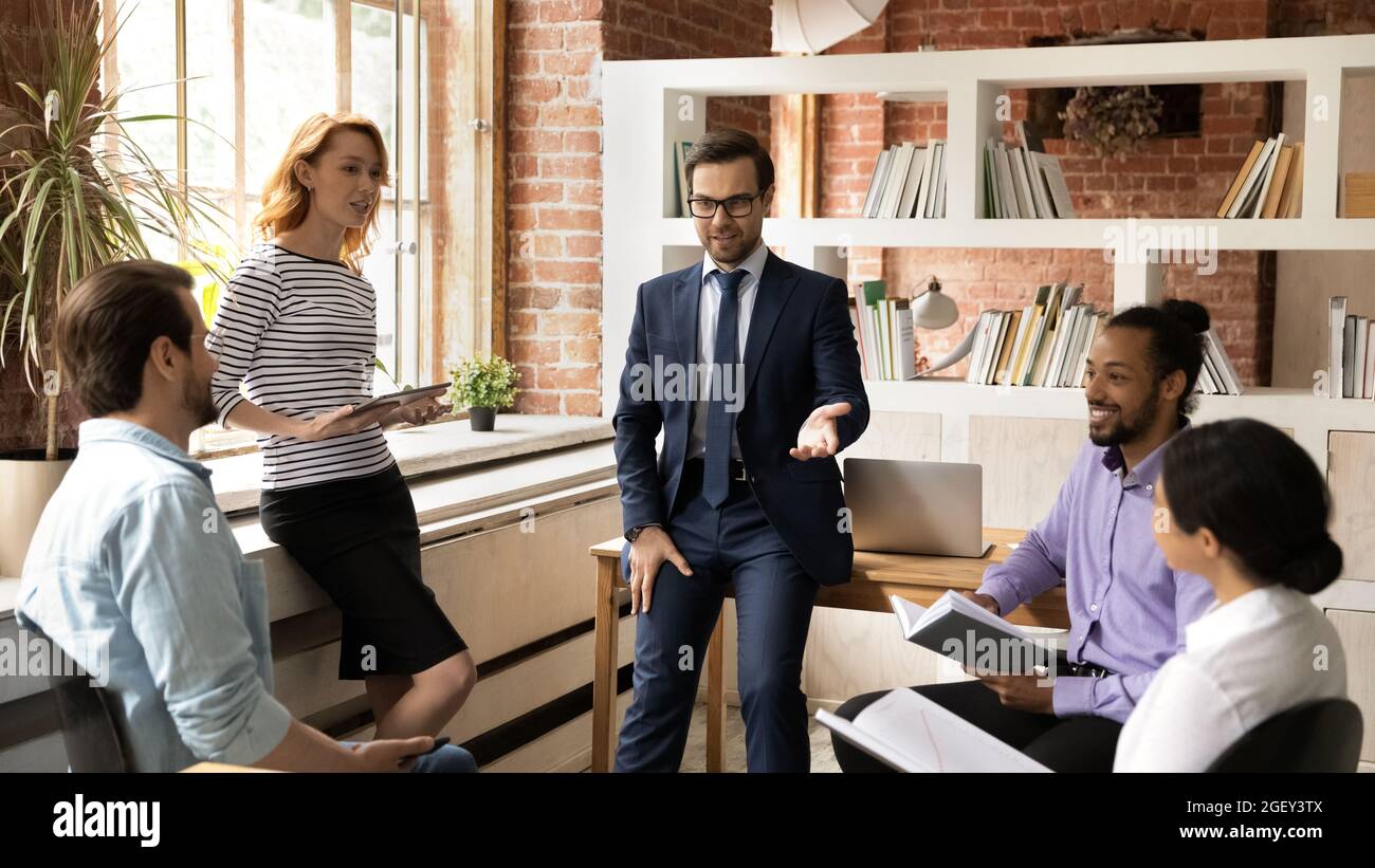 Class leader hi-res stock photography and images - Alamy