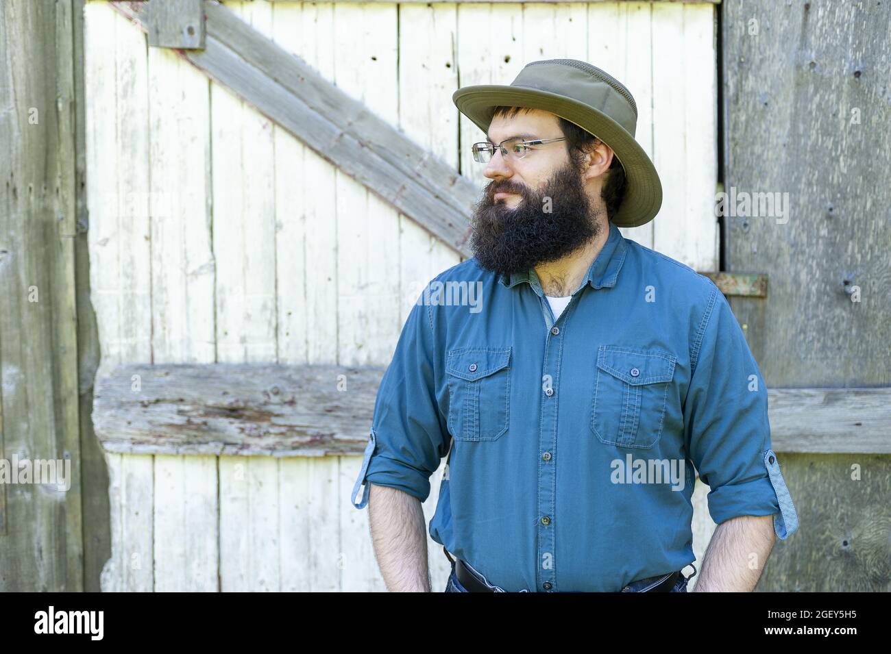 Handsome rancher hi-res stock photography and images - Alamy