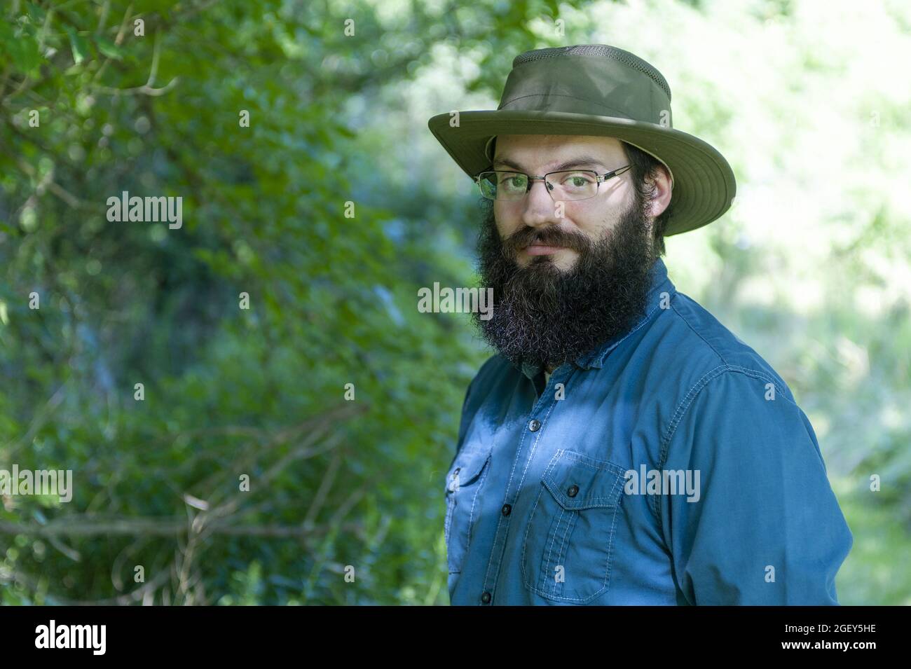 Handsome rancher hi-res stock photography and images - Alamy
