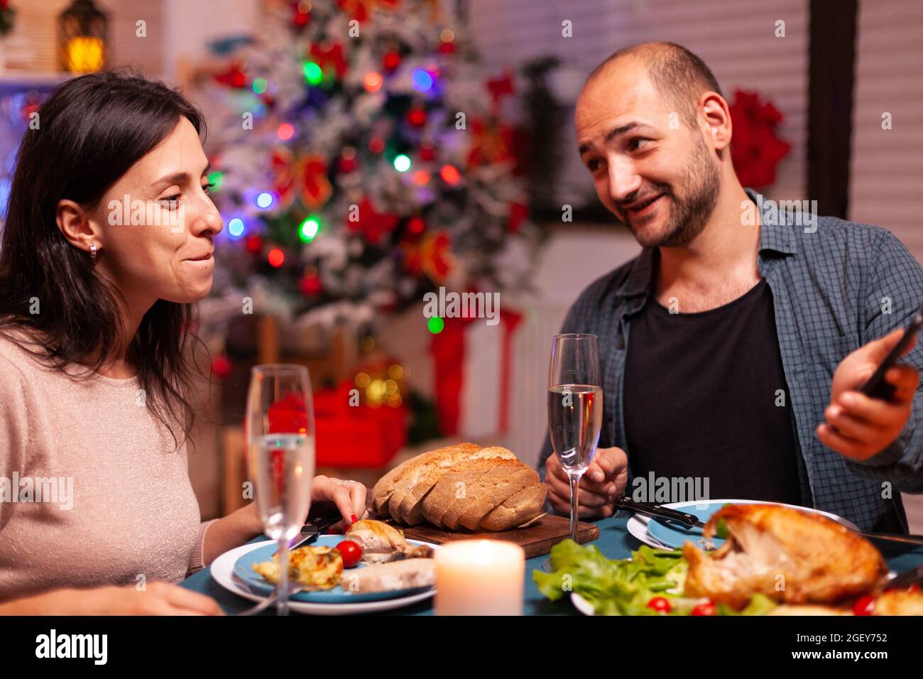 Email entertainment hi-res stock photography and images - Alamy