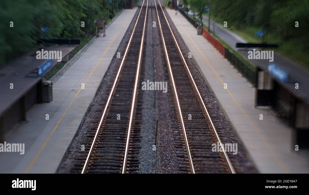 Parallel rails hi-res stock photography and images - Alamy
