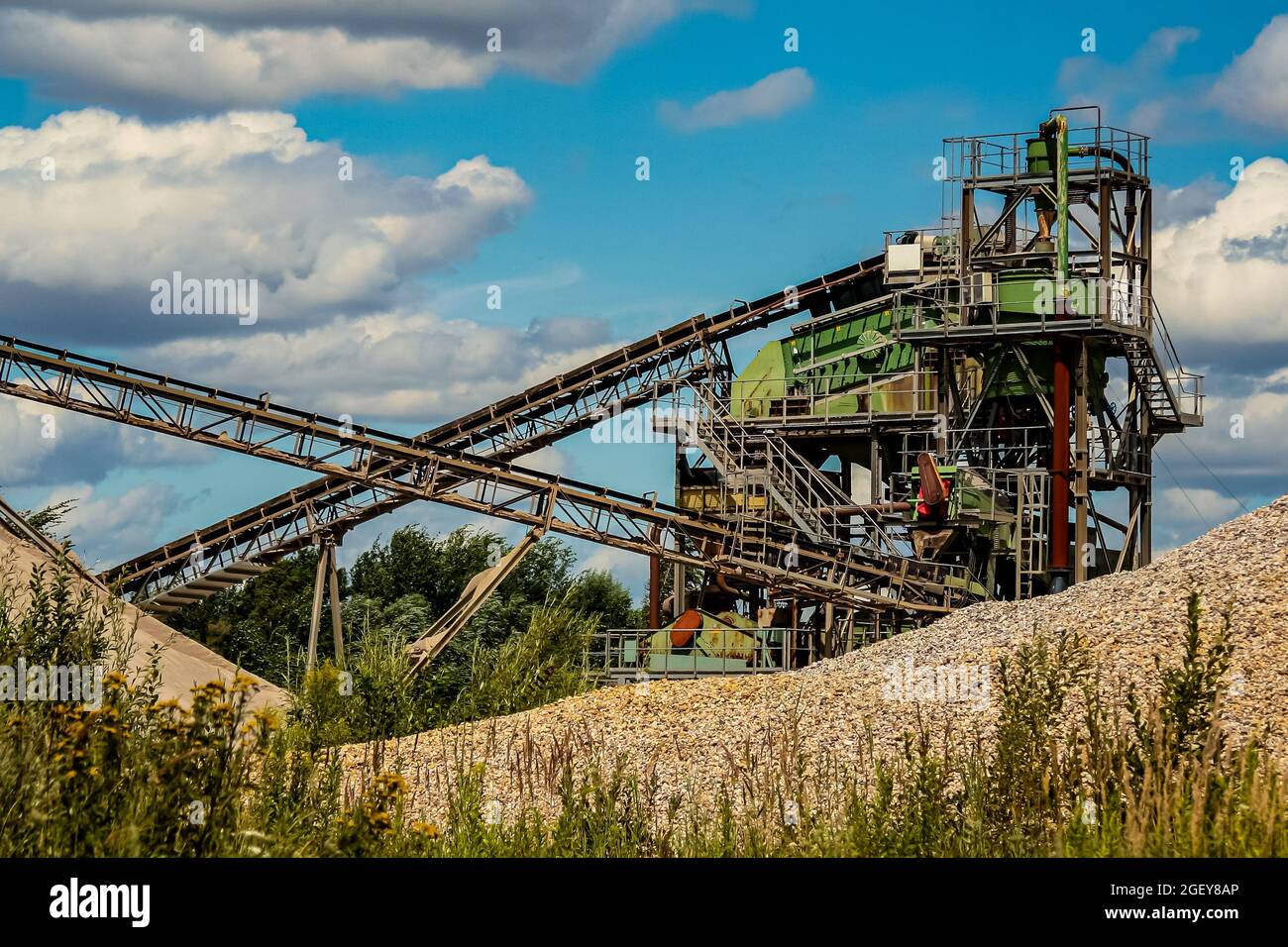 Roller coaster railroad track hi-res stock photography and images - Alamy