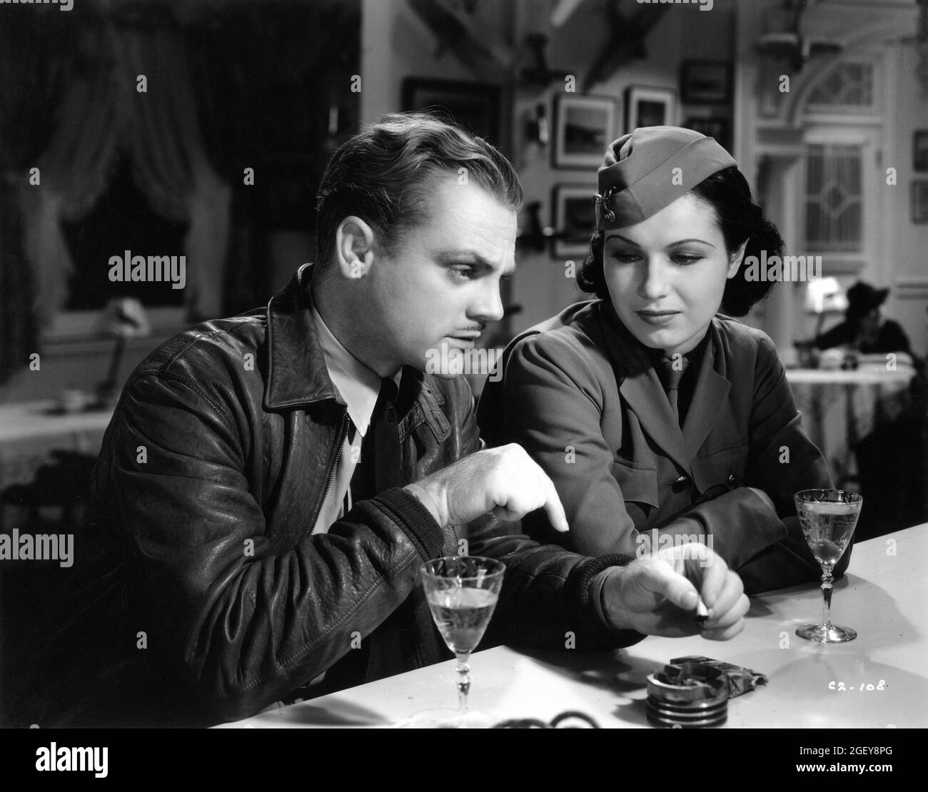 JAMES CAGNEY and JUNE TRAVIS in CEILING ZERO 1936 director HOWARD HAWKS ...