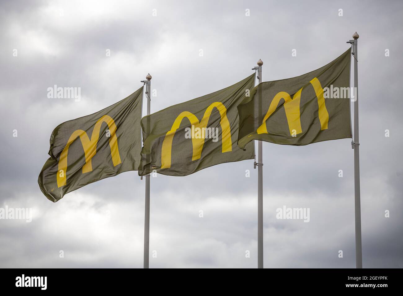 Mcdonald's logo and flag hi-res stock photography and images - Alamy