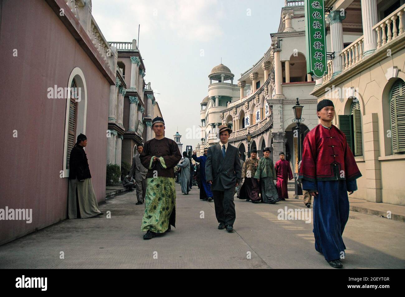 Extras on the set of Hongkong in the 1920s during a shooting of a ...