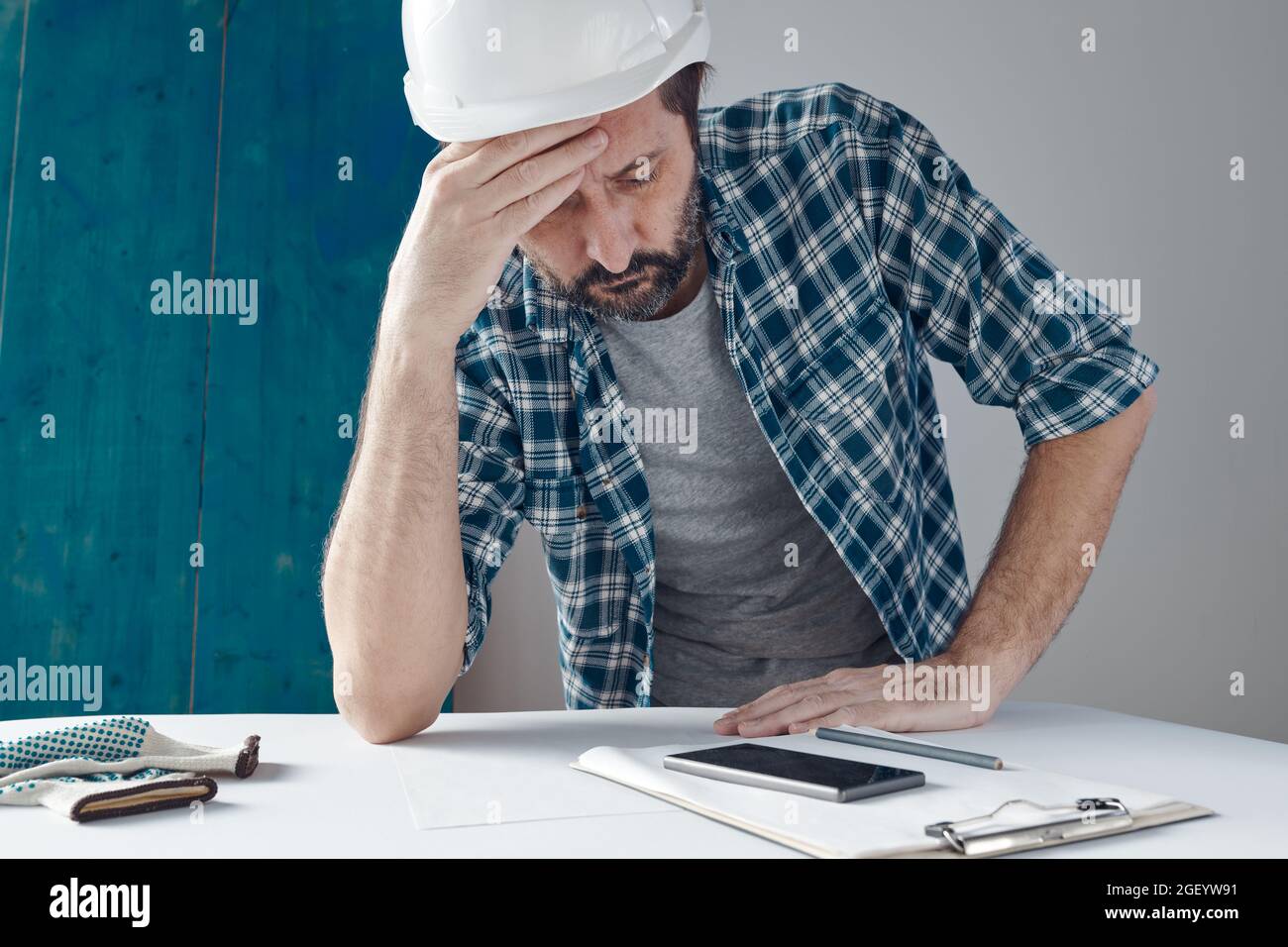 Construction schedule hi-res stock photography and images - Alamy
