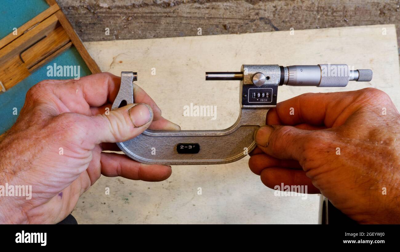 Micrometer screw gauge hi-res stock photography and images - Alamy