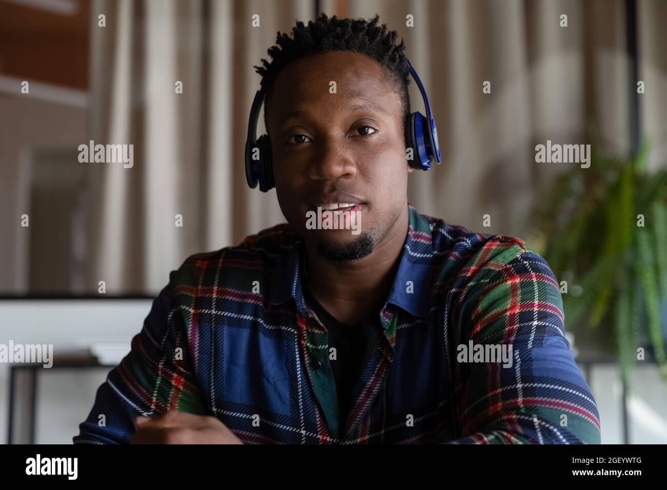 American talk hi-res stock photography and images - Alamy