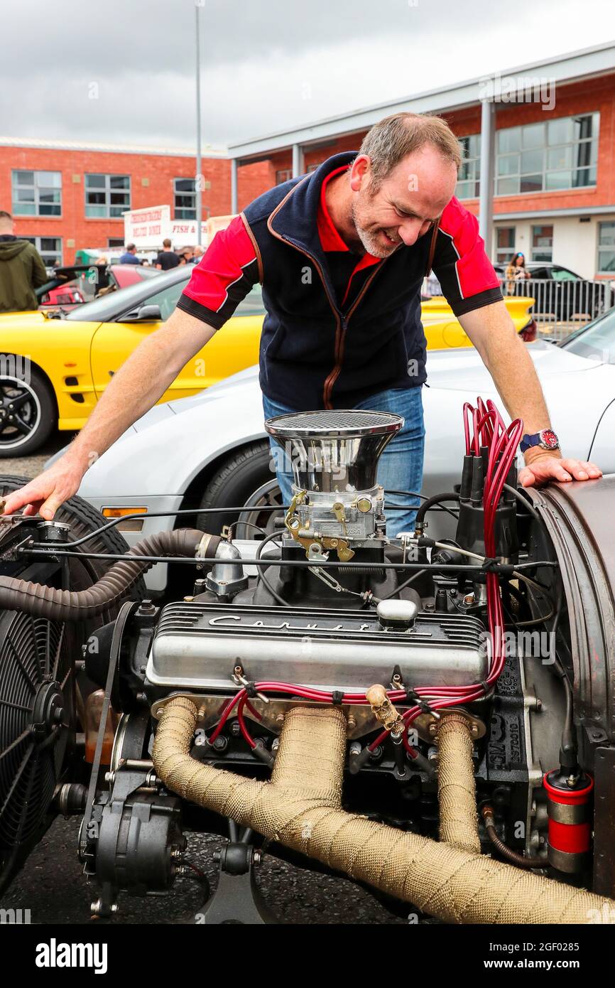 Ford ]model a engine hi-res stock photography and images - Alamy