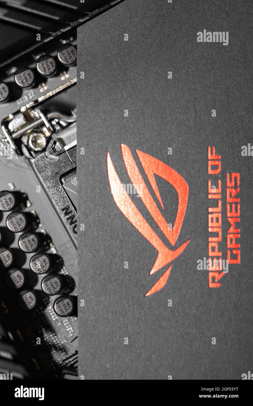 Taipei, Taiwan - August 20, 2021: ASUS ROG logotype Stock Photo - Alamy