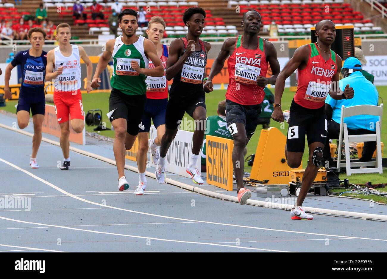 Final of the mens 800m final hi-res stock photography and images - Alamy