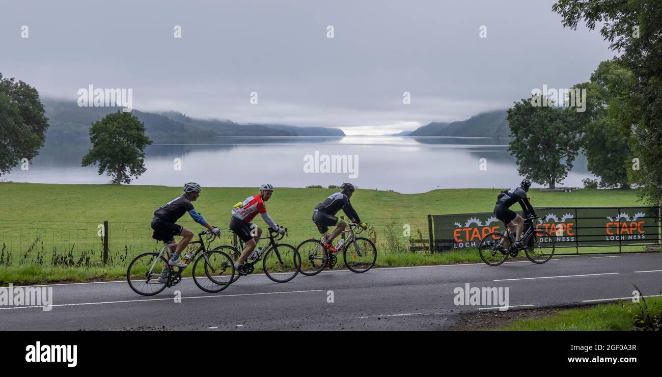 Beautiful uk road highlands cycling hi-res stock photography and images ...