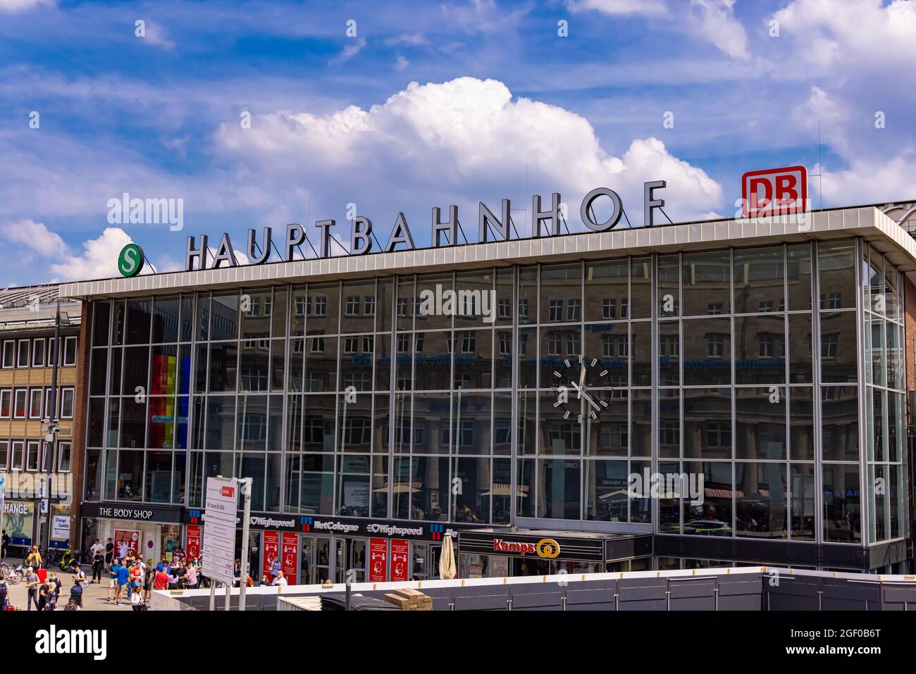 Metro station cologne germany hi-res stock photography and images - Alamy