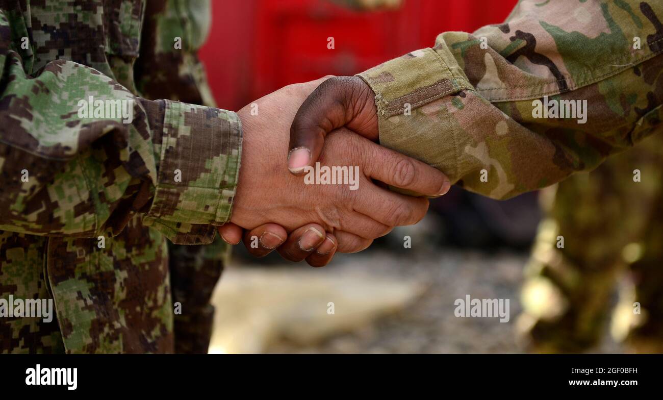 Commander 4th infantry division hi-res stock photography and images - Alamy