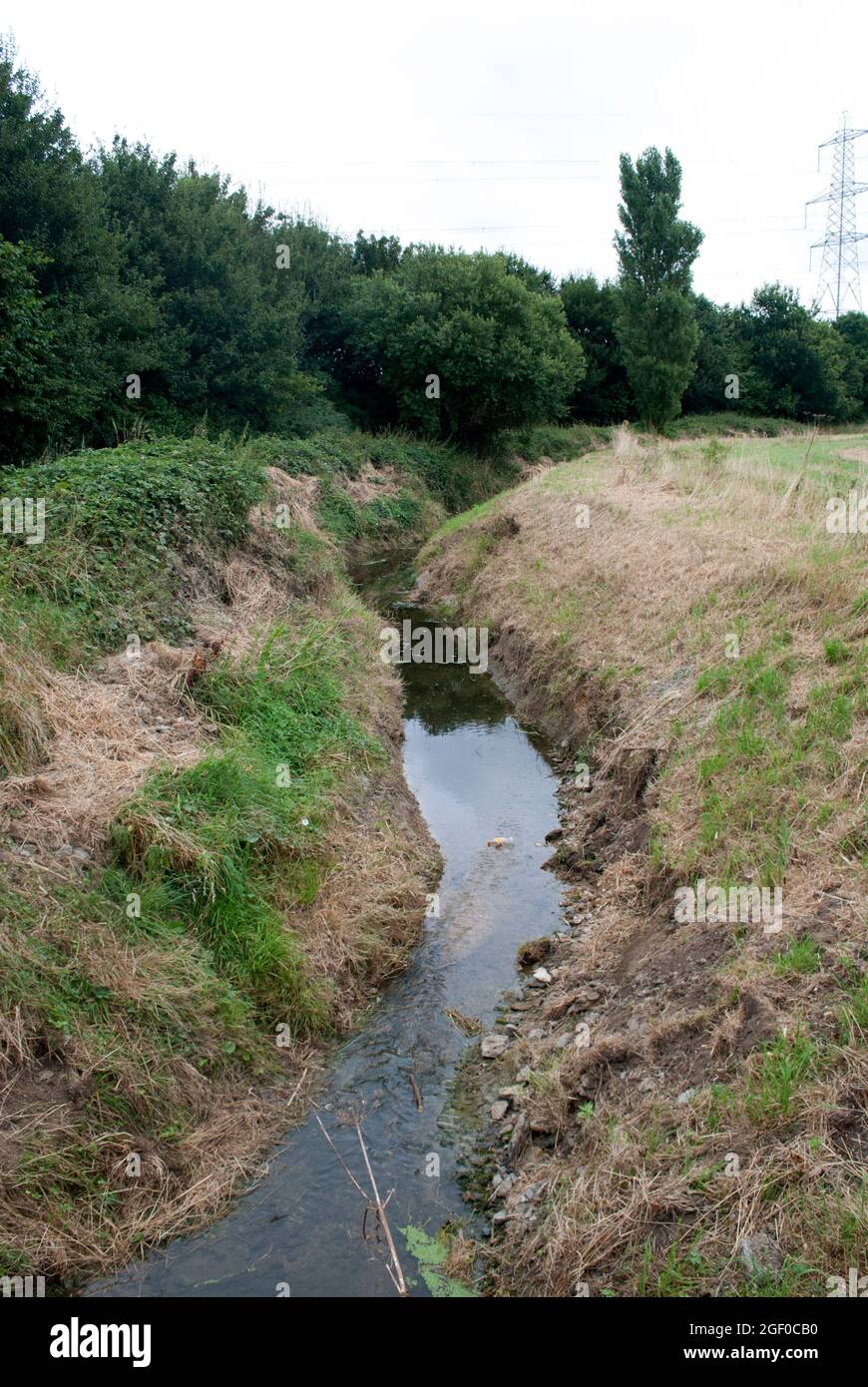 Plastic pollution ditch hi-res stock photography and images - Alamy