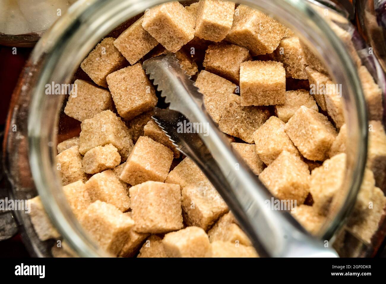 Metal sweet tong hi-res stock photography and images - Alamy